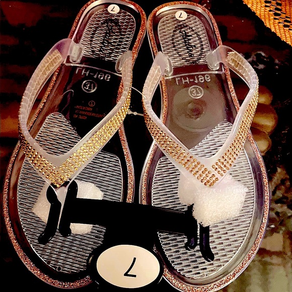 Selina | Shoes | New Rose Gold Rhinestone Flip Flops Glitter Surround ...
